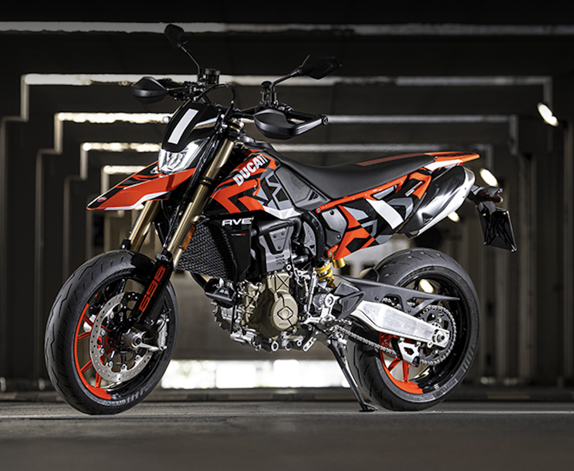 2025 Ducati Hypermotard 698 RVE - Supermoto Excellence